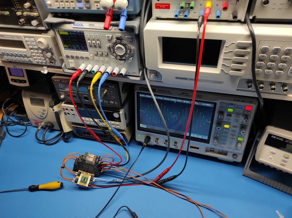 RIGOL DP832 Changing output polarity with the digital I/Os